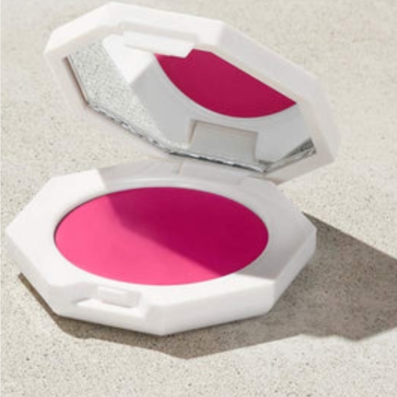 Fenty Beauty | Makeup | New Fenty Beauty Cheeks Out Freestyle Cream ...